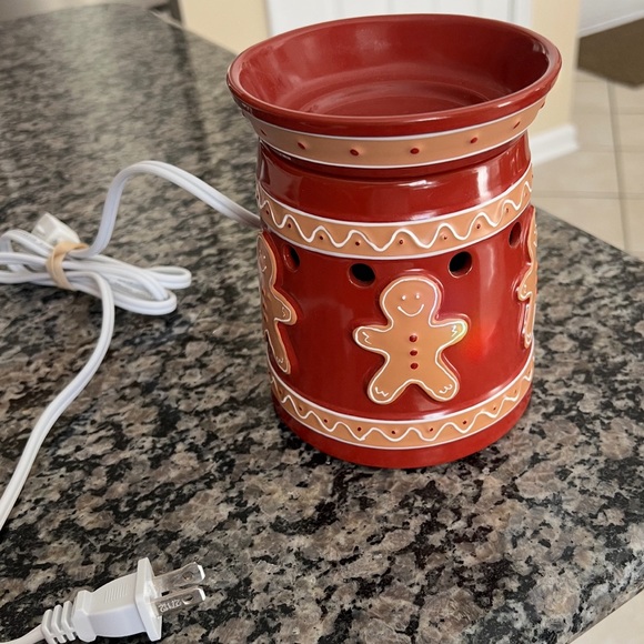Scentsy | Holiday | Scentsy Holiday Collection Full Size Gingerbread ...